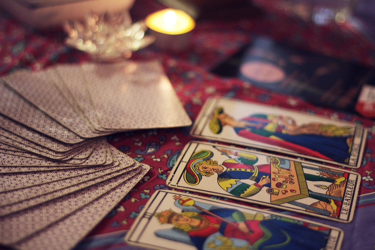 Voyance Immédiate et Sérieuse avec Tirage du Tarot sans attente >>